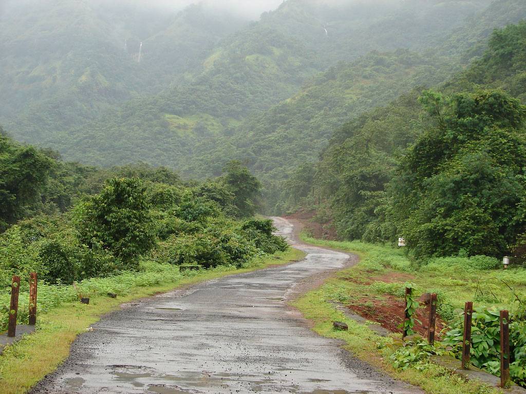 Chiplun Tourism | Chiplun Tour & Travel Guide at WeAreHolidays